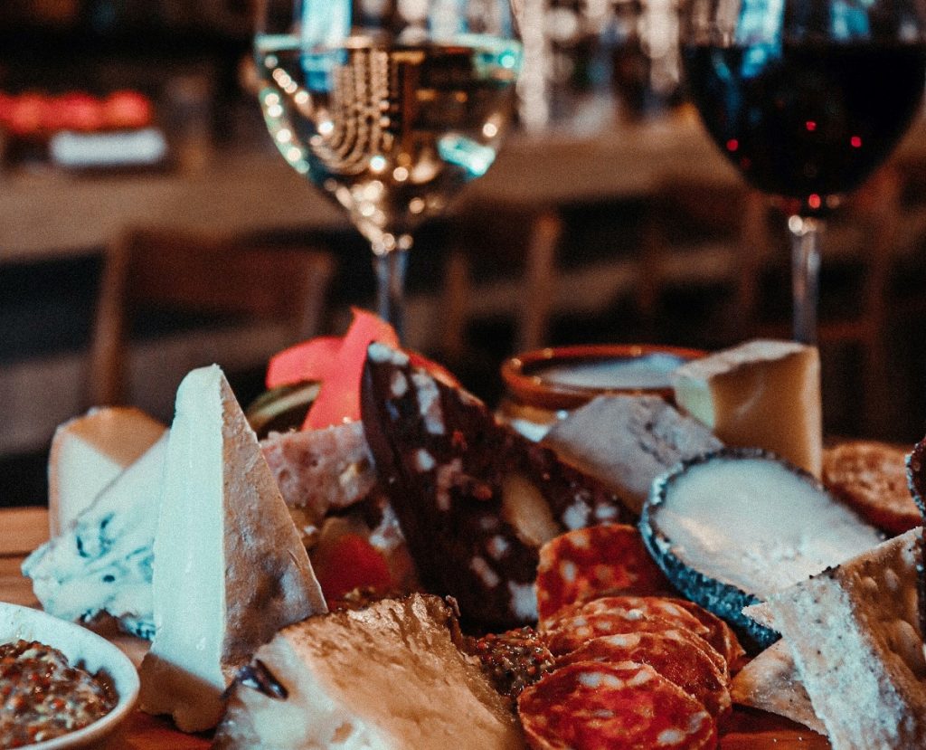 Cheeseboard Platter with 6 Spanish Cheeses - Artisan Food Company UK